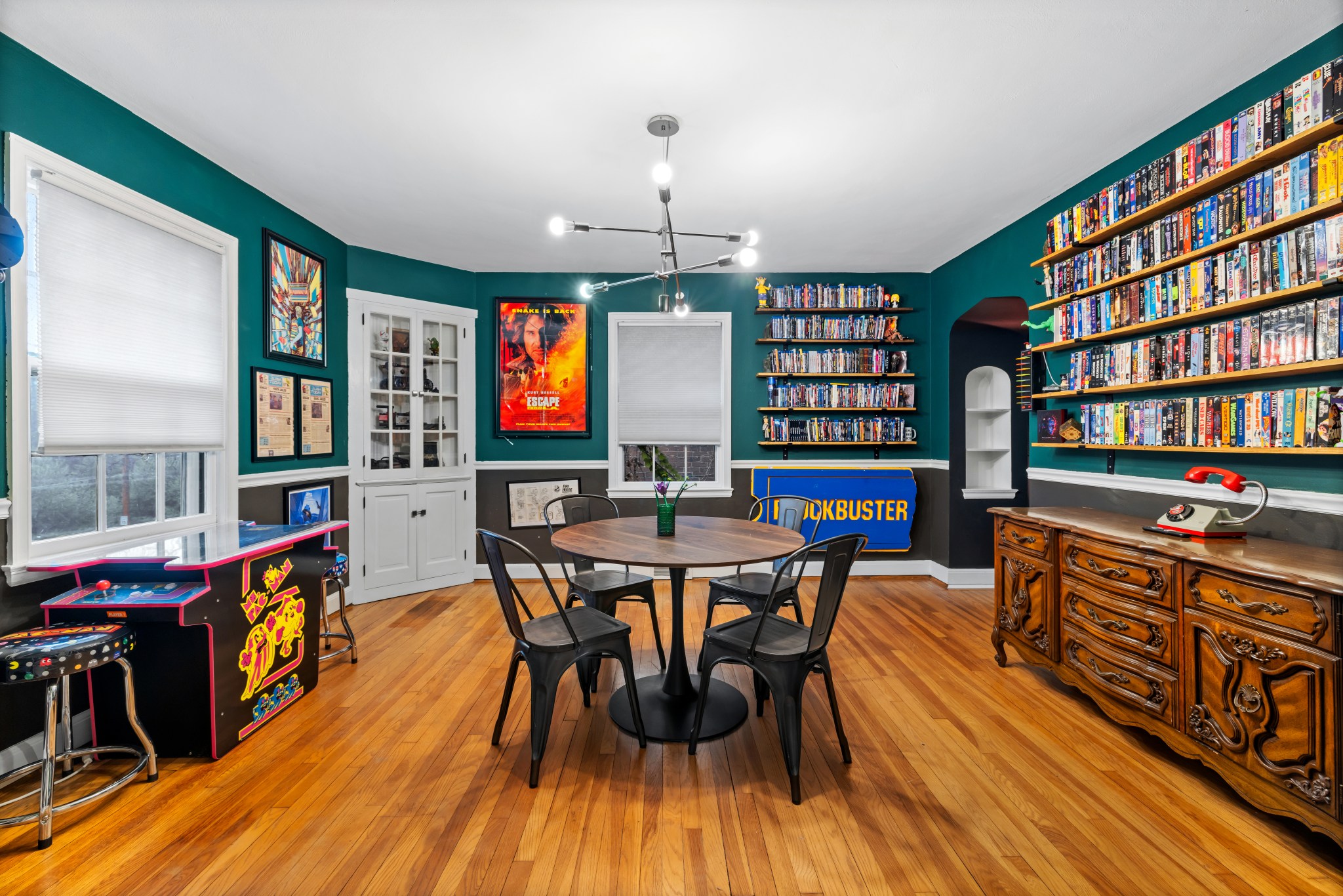 Maximalist Pittsburgh Home Has A Blockbuster Inside - Zillow Gone Wild