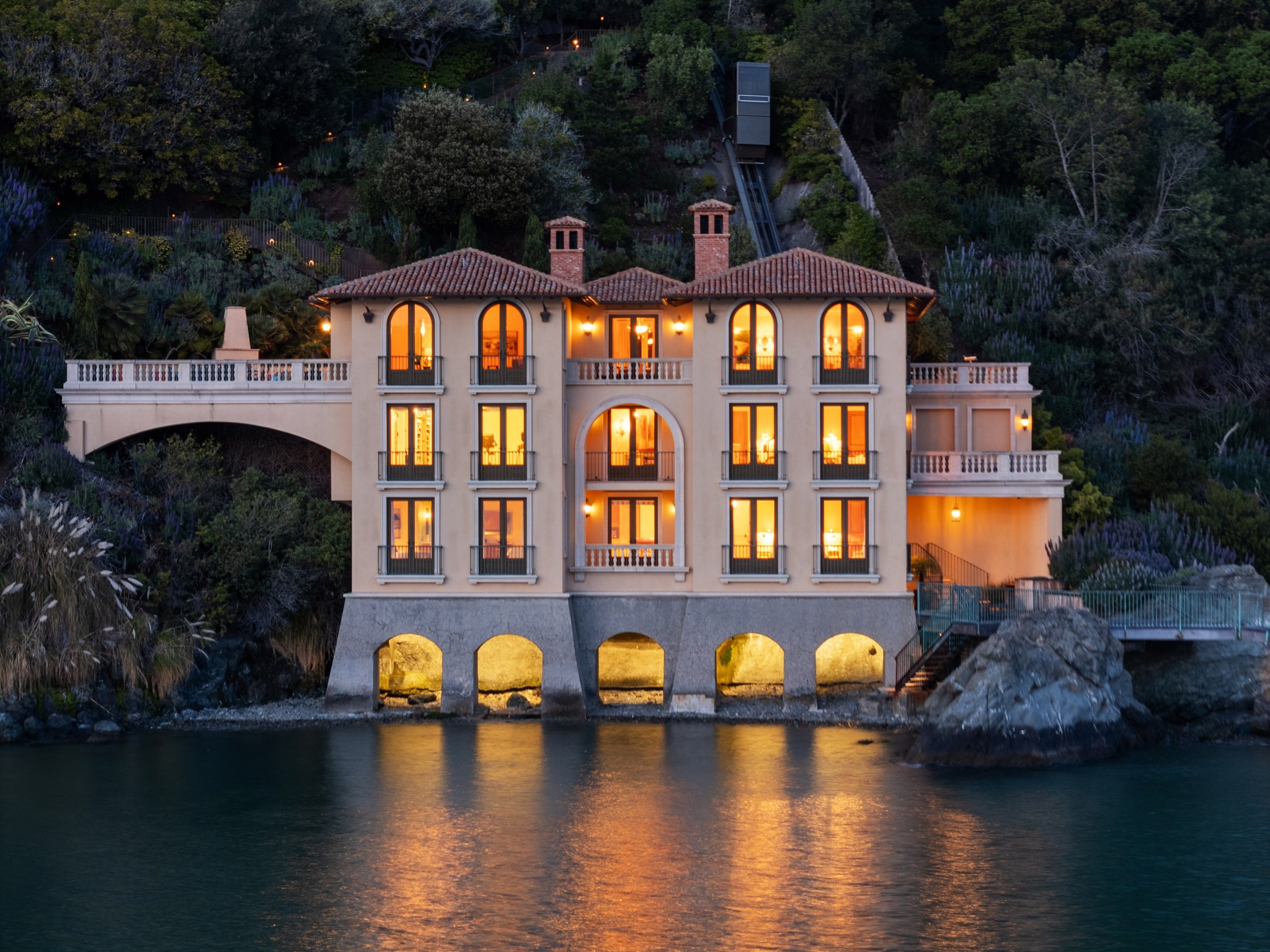 Wild Homes Archives - Zillow Gone Wild